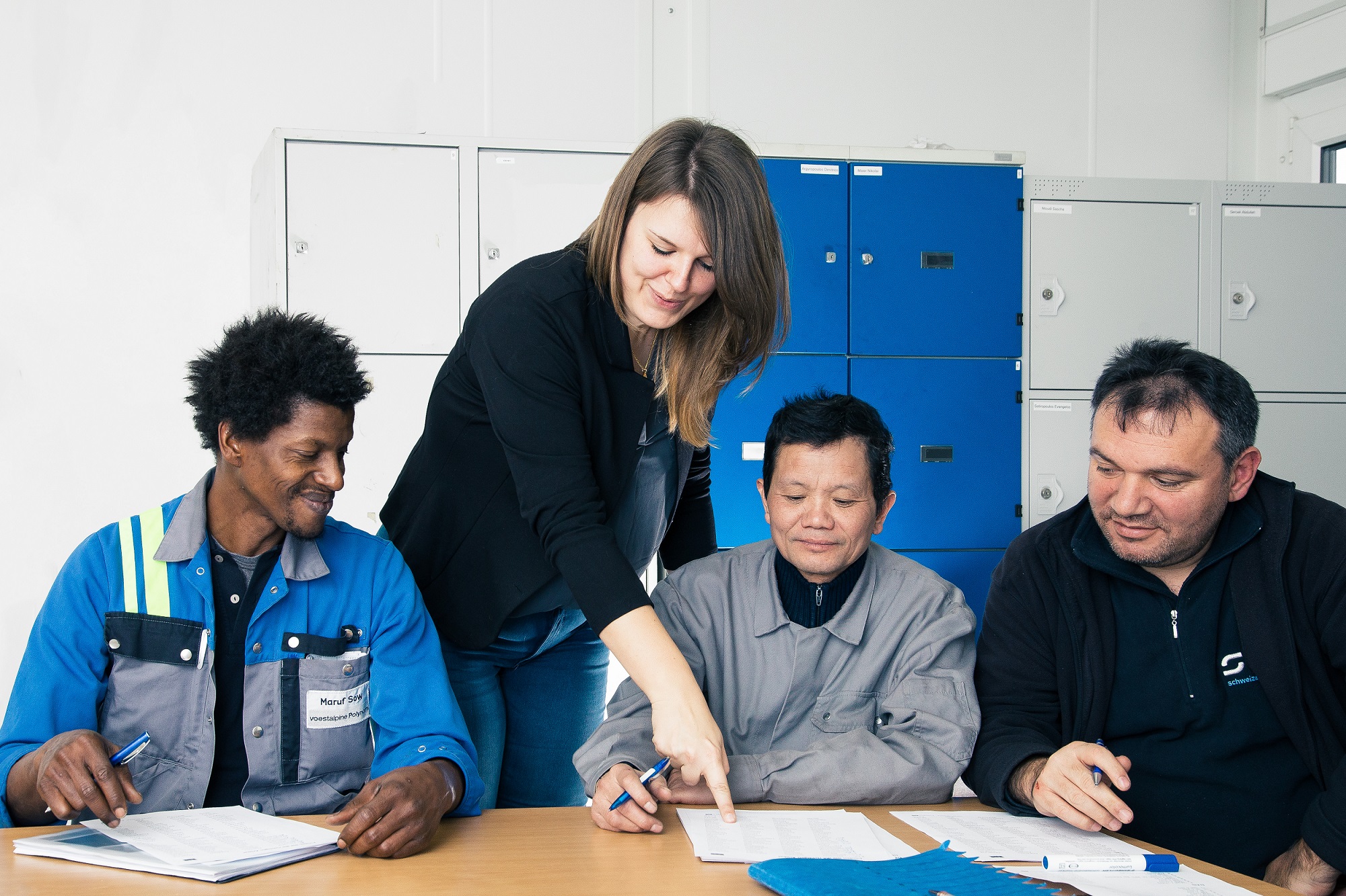 Unterrichtswerkzeuge und -methoden für Lehrende in berufsbezogenen ...